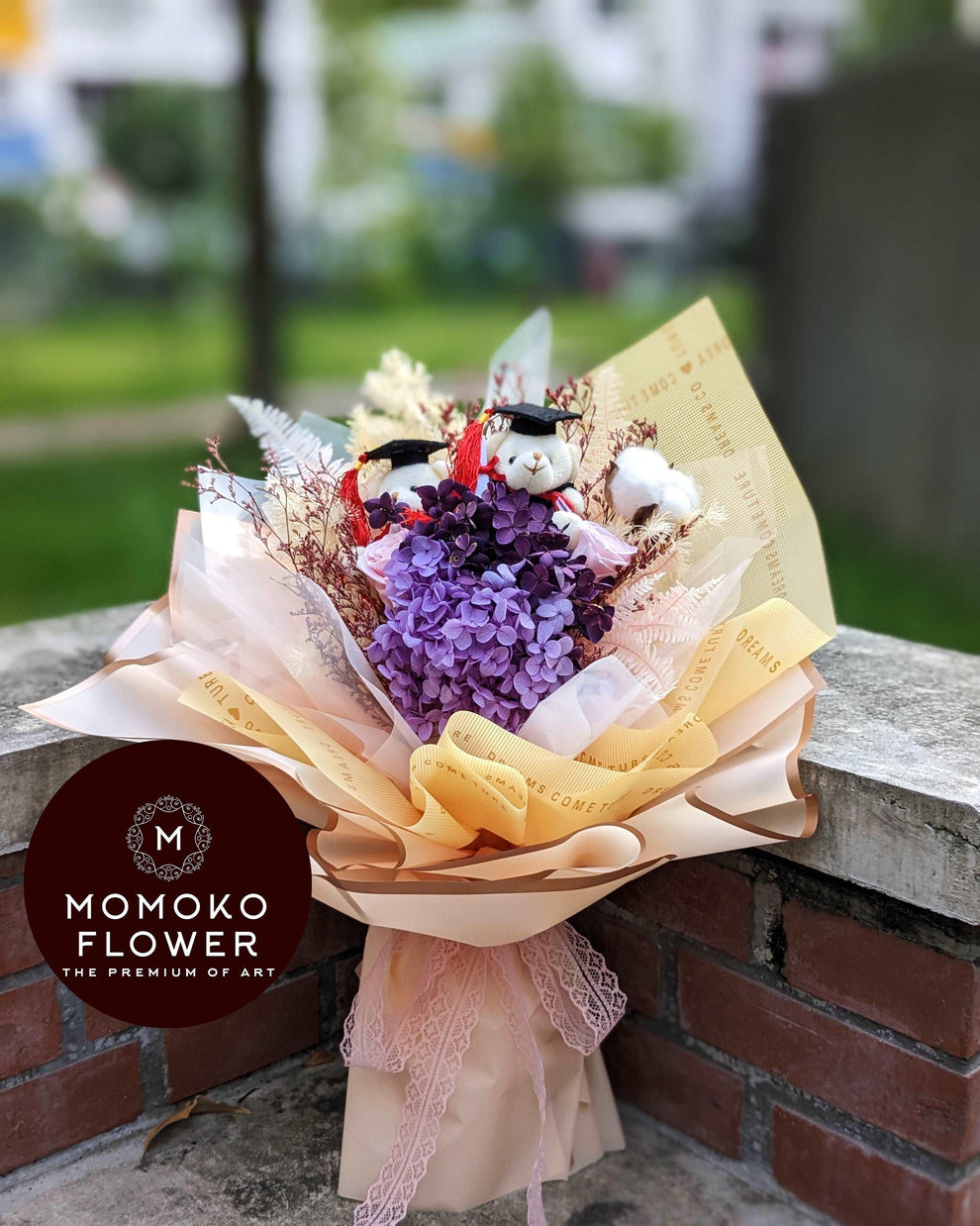 Momoko Caps and Blooms Flower Bouquet