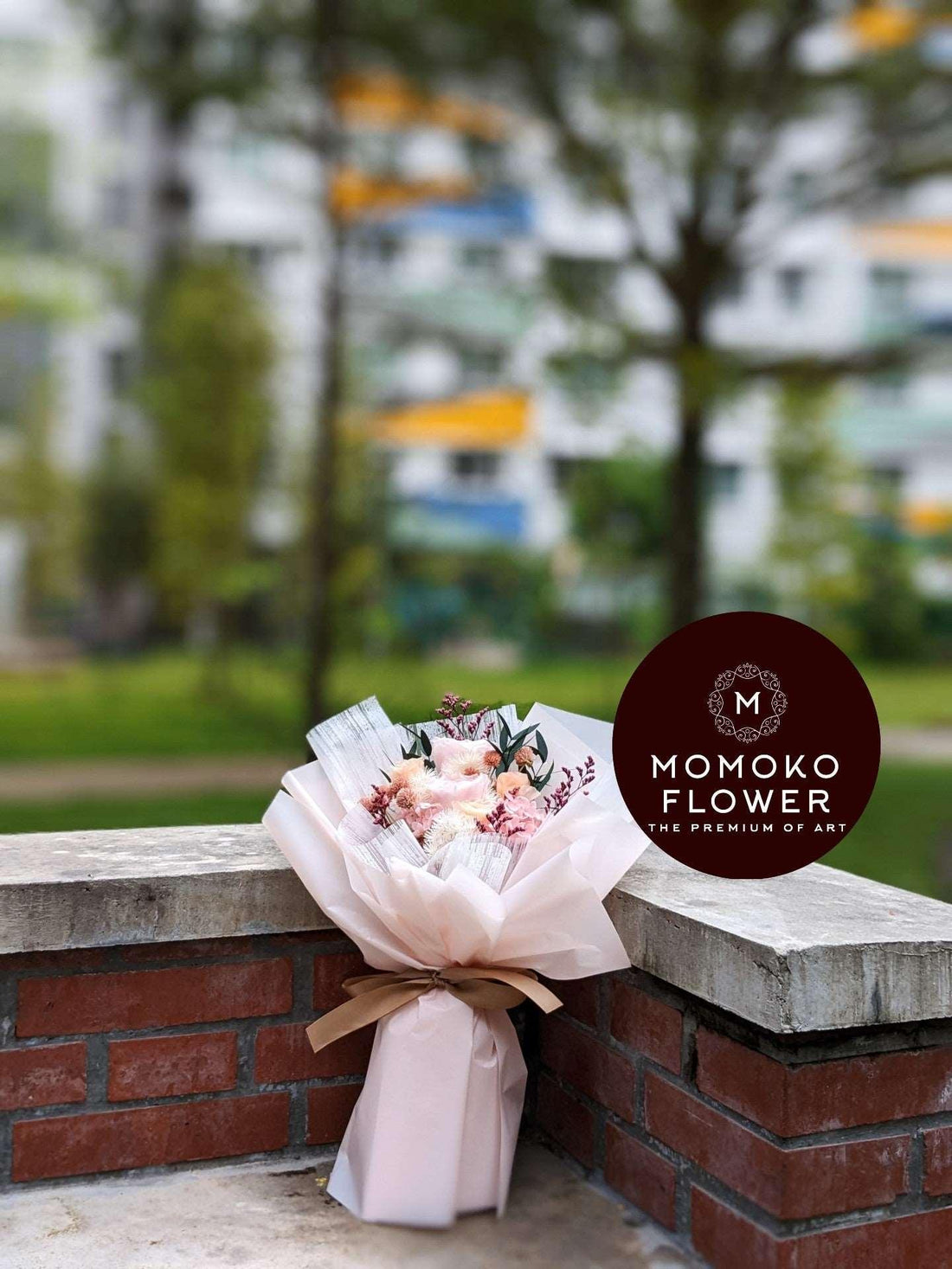 Momoko Esmeralda Flower Bouquet